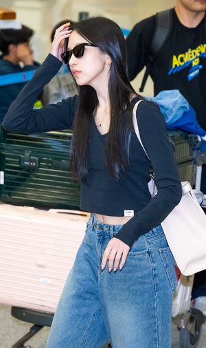 [사진]트와이스 미나,'크롭티로 뽐내는 복근' - OSEN