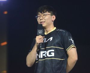 [롤드컵] 팀 리퀴드 잡은 북미 패자 NRG…’이그나’ 이동근, “TL과 대진 성사시, 팀원들 모두 좋아해” - OSEN