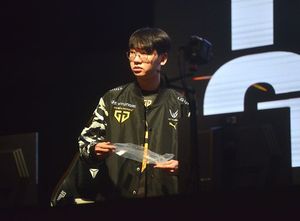 [롤드컵] ‘도란 캐리+쵸비 쿼드라킬’ 젠지, 유럽 맹주 G2에 기선 제압 ‘8강 눈앞’ - OSEN