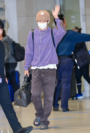 [사진]BTS 뷔, '아미 반가워요' - OSEN