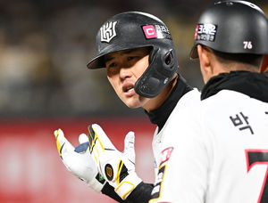 [사진]배정대,'환호하라 KT' - OSEN