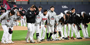 [사진]KS 1승 뒤 3연패로 벼랑 끝 몰린 KT - OSEN