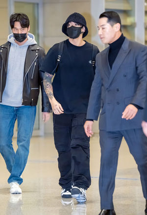 [사진]BTS 정국,'올블랙 강렬하게' - OSEN