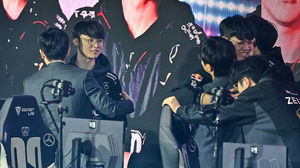 [사진] T1, 징동게이밍 3-1로 꺾고 결승 진출 - OSEN