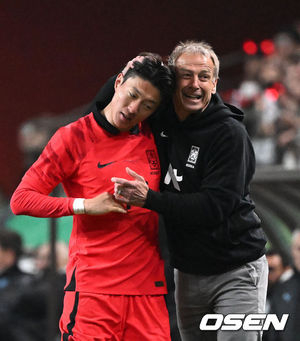 '불법 촬영 혐의' 황의조에 쏟아진 국가대표 '품위 실추' 지적.. KFA 행보에 주목 - OSEN