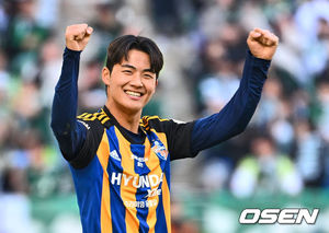 '설영우 축포' 울산, 전북 1-0 꺾고 울산팬들과 '대관식'... 전북, 4위로 ACL 2 진출[오!쎈현장] - OSEN