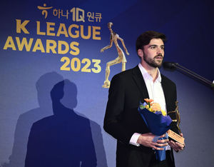 [사진]2023 K리그1 베스트11 FW 소감 전하는 제카 - OSEN