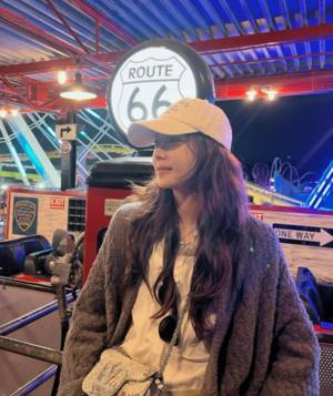 이지아·김고은·블랙핑크 로제, 해외여행도 함께..'나이 초월' 우정ing - OSEN