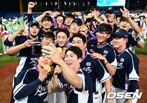 WBC 탈락 충격→U-18 월드컵 3위→AG 金…다사다난 한국야구, 2023 세계랭킹 4위로 마쳤다 - OSEN