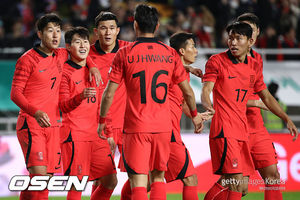 '우승 도전' 클린스만호에게 좋은 소식..."아시안컵, WC처럼 반자동 오프사이드 판독 도입" - OSEN