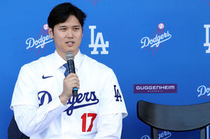 “결국 처음부터 다저스였다” 1조3356억에 다저스 집결한 오타니·야마모토, MLB판 디시전쇼 되나 - OSEN