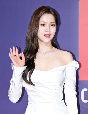 [사진]김지은, '달콤한 손인사' - OSEN