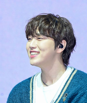 [사진]B1A4 산들, '지금 이 순간 너무 좋아' - OSEN