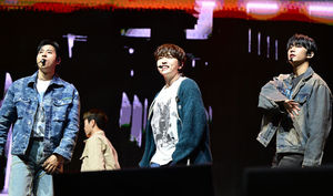 [사진]B1A4 신우-산들-공찬이 돌아왔다 - OSEN