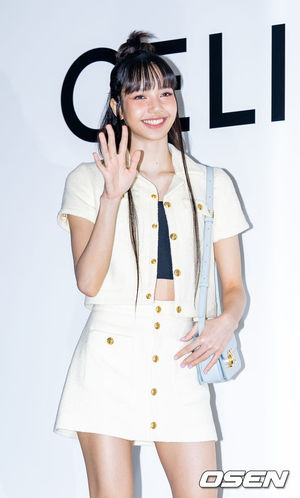 블랙핑크 리사, ‘워킹 데드’ 출연설.."SNS 팔로우+주연배우 친분" [Oh!쎈 이슈] - OSEN