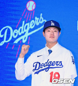 “韓 1순위 예상됐지만 ML 도전” 157km 국대 고교생, 다저스 ‘귀중한 유망주’로 꼽히다 - OSEN