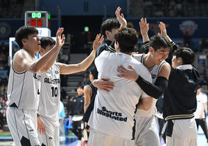 [사진]KBL 올스타전,'우리가 승리했어' - OSEN