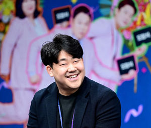 [사진]환하게 미소짓는 '도망쳐' 조철영 PD - OSEN