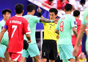 '2G 무실점 中' 48년만의 굴욕 역사 도전... 16강 진출 위해 카타르와 일전 - OSEN