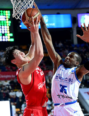 [사진]SK 최부경, '포기 없다' - OSEN