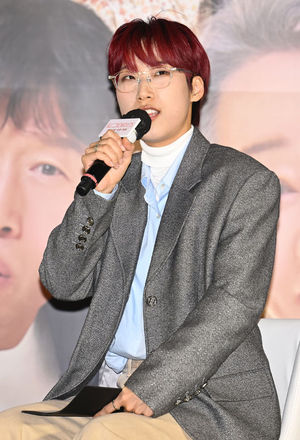 [사진]재재,'도그데이즈 쇼케이스 MC' - OSEN