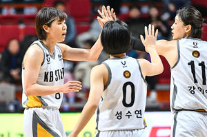 [사진] 김민정, 환상골 좋았어요 - OSEN