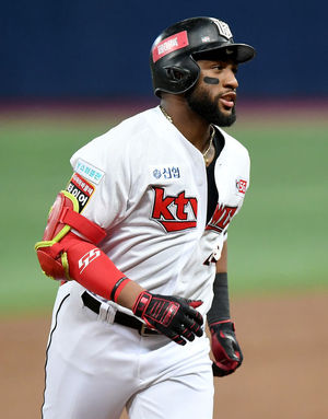 ‘MVP 수상→日 진출→KT 우승’ 4년 만에 복귀한 MVP, “나도 우승 함께 하고 싶어서 돌아왔다” [오!쎈 인천] - OSEN