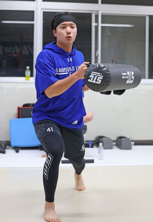 몸무게 7~8kg 늘린 삼성 김현준, 미소년에서 상남자로 탈바꿈 “뛸 때 힘이 붙어 더 빨라진 느낌" - OSEN
