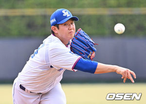 이학주와 맞바꾼 장신 사이드암, 오키나와리그 2G 연속 무실점...NPB 105승 레전드, "구속 비해 구위 뛰어나" 호평 - OSEN