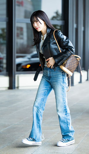 [사진]소녀시대 태연,'출국길 눈맞춤 인사' - OSEN