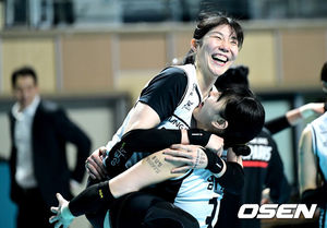 "내 머릿속에 준PO는 없다"…삼각편대 완성, 이소영 활약이 반가운 정관장 [장충 톡톡] - OSEN