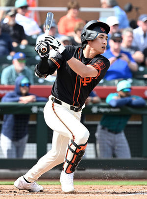 '와~' 이정후의 괴력, 2루타 이어 ML 첫 홈런 폭발…비거리 127m 날았다 - OSEN