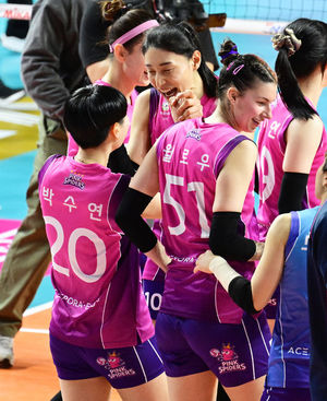 [사진]김연경-박수연, '이겼다' - OSEN