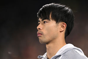 발끈한 日언론 “미토마 PL 최악의 12인 선정, 허리부상 때문이야!” - OSEN