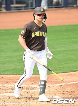 KKK 김하성, 페디 앞에서 3타석 연속 삼진…고우석은 결장 [SD 리뷰] - OSEN