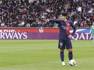 '3달 만의 풀타임' 이강인, 황선홍 감독 선택도 받았다..."이강인-SON과 직접 소통" - OSEN