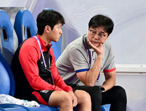 “PSG LEE 다시 선발한 한국대표팀 긴장감 감돈다!” 프랑스도 이강인 '탁구사건' 후폭풍 주목 - OSEN