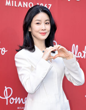 [사진]이보영, '다정 볼하트' - OSEN