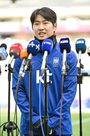 '90도 인사' 이강인, 공항 사과까지 생각했다...KFA "예전부터 사과 원해, 100% 자발적"[오!쎈 서울] - OSEN