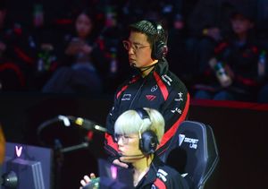 무차별 디도스 직격 당한 T1, 결국 LOL팀 스트리밍 중단 - OSEN