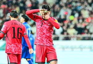 [사진] 손흥민, A매치 45호골 성공 - OSEN