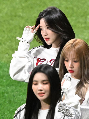 [사진](여자)아이들 슈화,'다시 합류 했어요' - OSEN