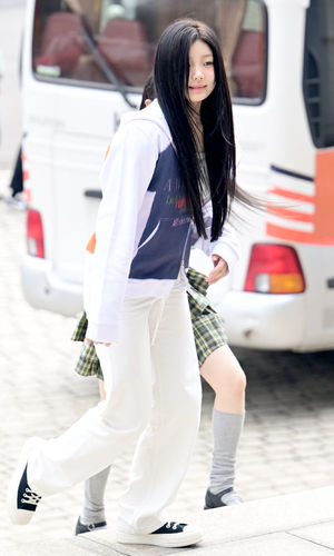 [사진]아일릿 원희,'매력적인 분위기' - OSEN