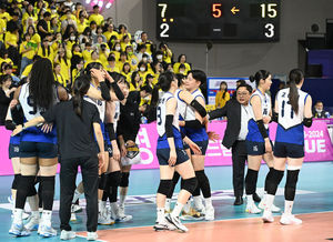 [사진]현대건설,'5세트 혈투끝 승리' - OSEN