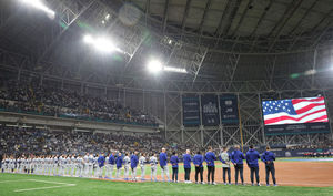 “MLB가 자주 가야겠네요” 서울 시리즈 덕분에 좋아진 고척돔, 이정후는 왜 아쉬워했나 - OSEN