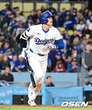 오타니 홈런 또 터졌다, 2G 연속 대포→시즌 4호 멀티히트+첫 2타점…9회 기회 날린 다저스는 7-9 패배 [LAD 리뷰] - OSEN