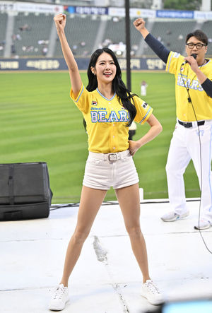 [사진]박기량 치어리더, '파이팅 넘치는 응원' - OSEN