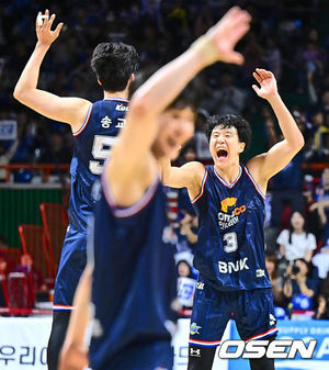 모두가 잘한다...역사를 쓴 KCC, '정규1위' DB 잡고 '5위 팀 첫' 챔결 진출 - OSEN