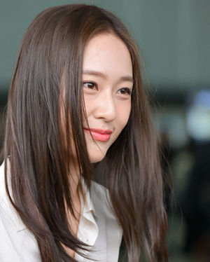 [사진]정수정, '핑크빛 미소' - OSEN