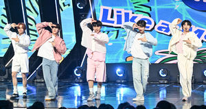 [사진]DKZ,'영화처럼' - OSEN